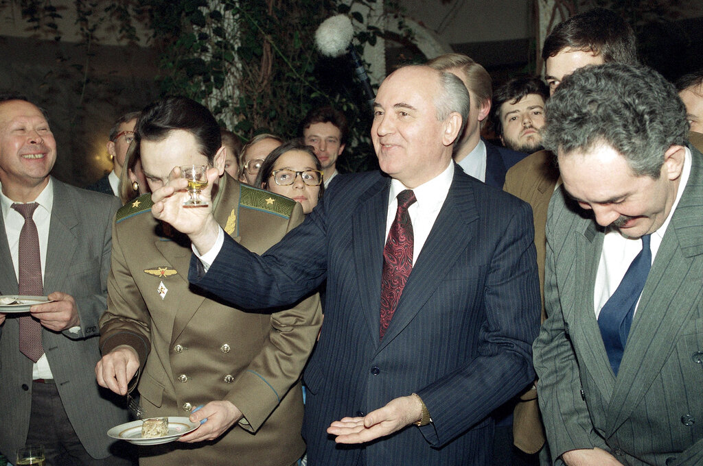 Gorbachev’s resignation 30 years ago marked the end of USSR | News ...